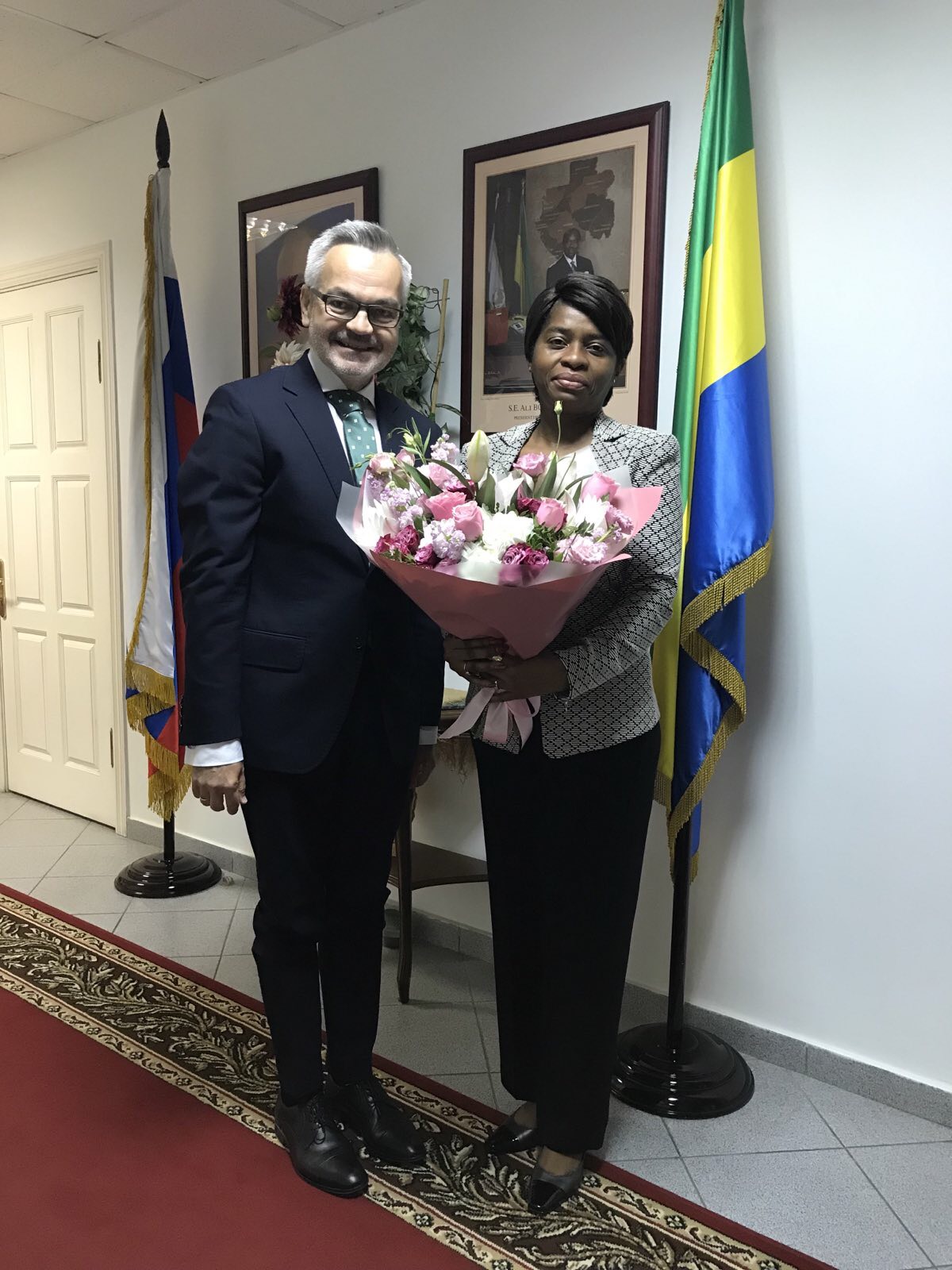 W dniu 13 września Ambasador Krzysztof Krajewski spotkał się z ...