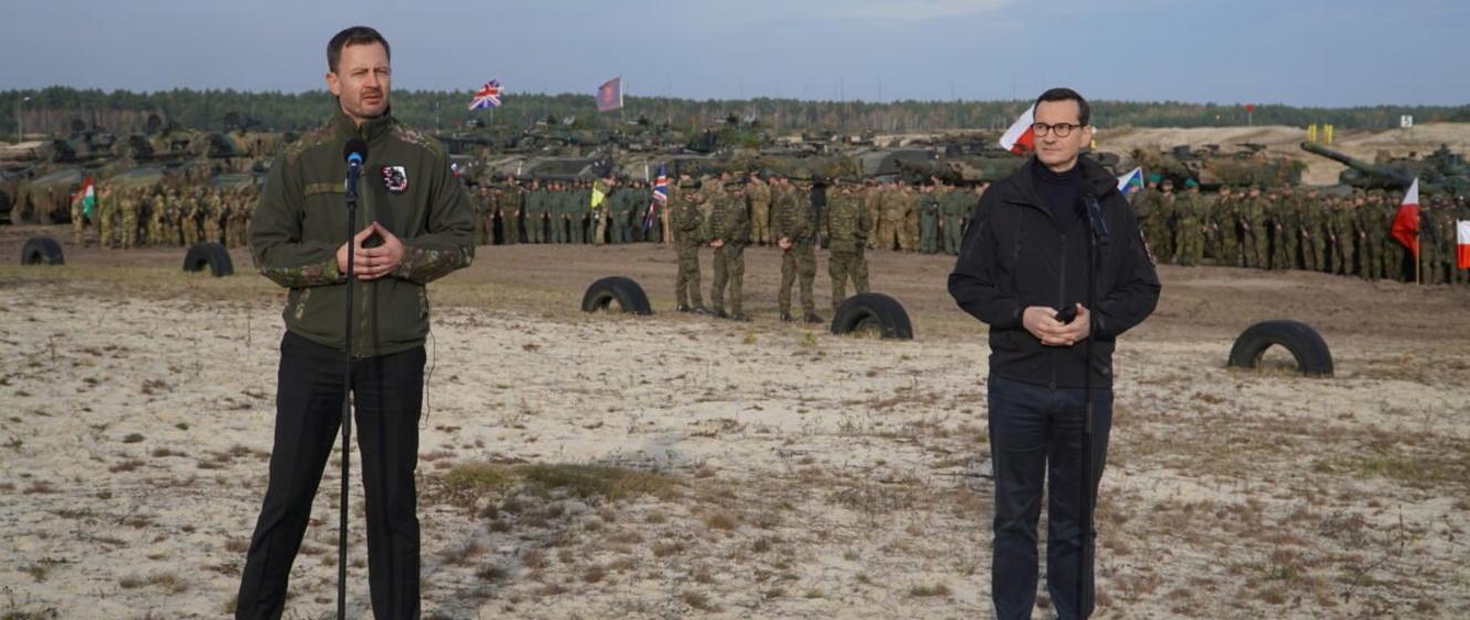 Manewry wojsk państw Grupy Wyszehradzkiej Puma-22 w Nowej Dębie ...