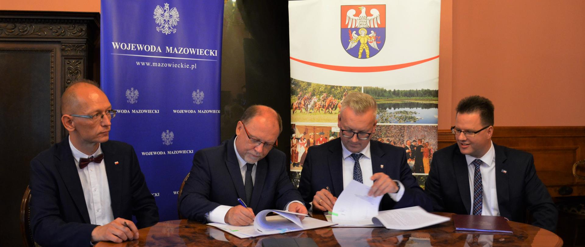 Uroczyste podpisanie umowy na dofinansowanie inwestycji drogowej w powiecie wołomińskim ...