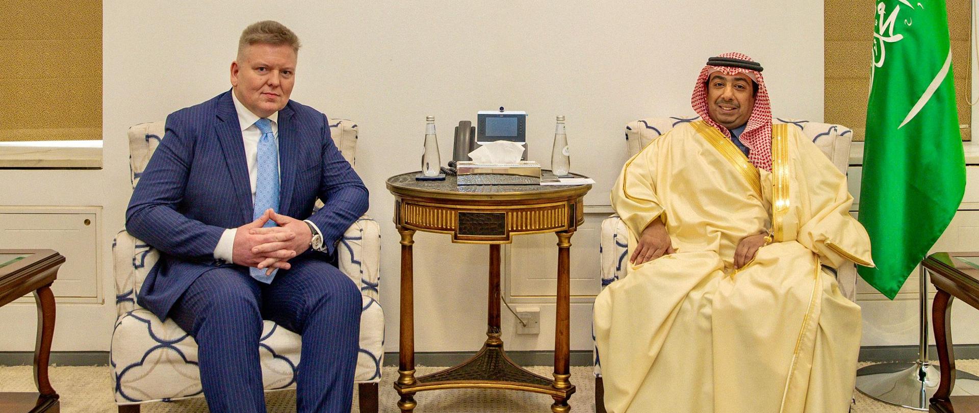 Nowy ambasador składa kopię listów uwierzytelniających - Polska w Arabii Saudyjskiej - Portal Gov.pl