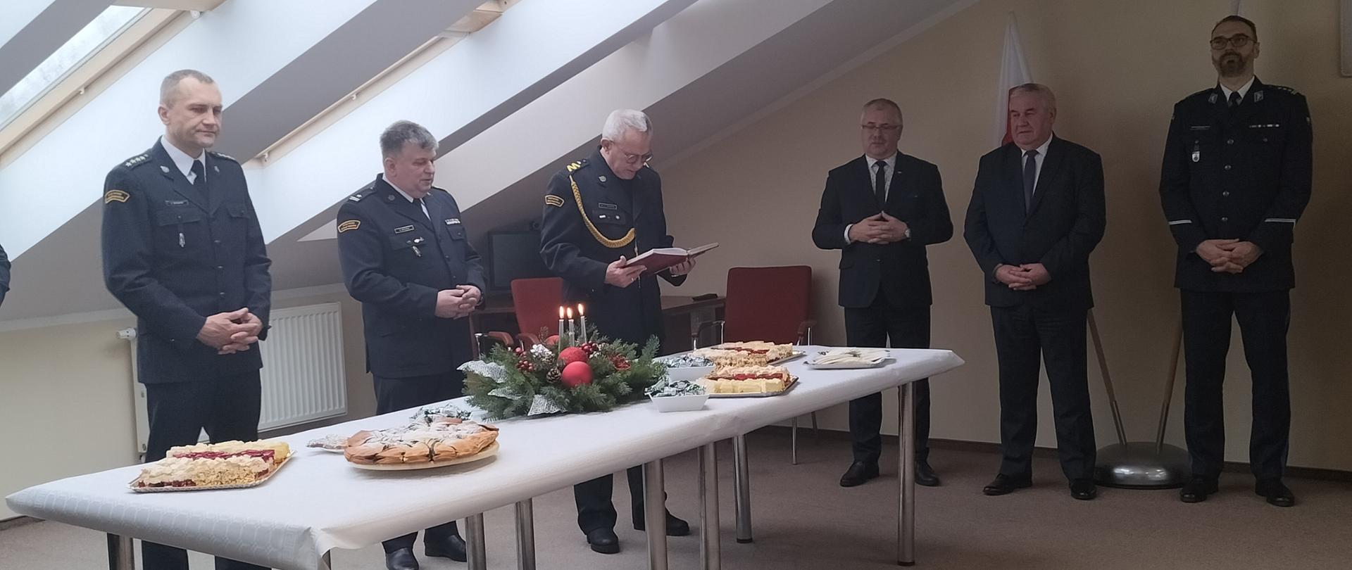 Spotkanie opłatkowe w Komendzie Powiatowej PSP w Grajewie - Komenda Powiatowa Państwowej Straży ...