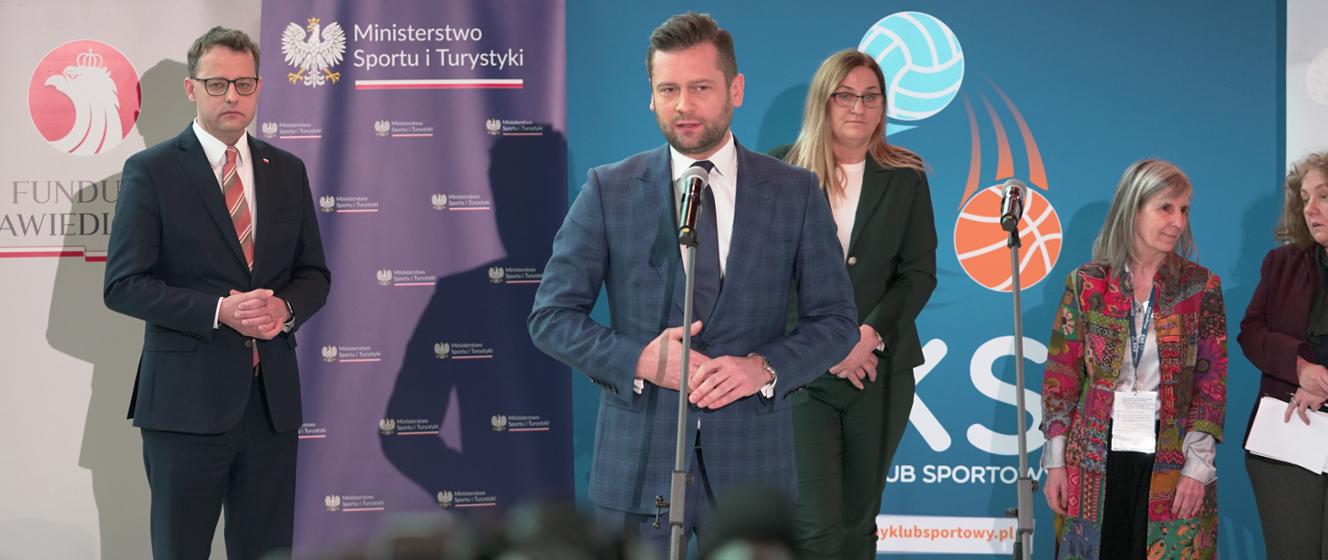 Ministerstwo Sportu i Turystyki aktywnie przeciwdziała przemocy w sporcie - Ministerstwo Sportu ...
