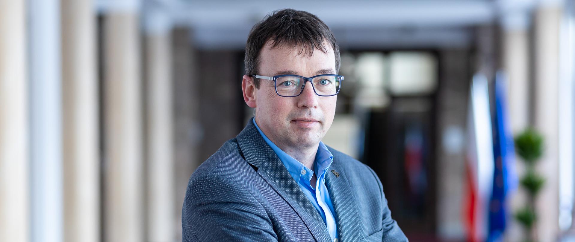 Członkowie Komisji Egzaminacyjnej - Ministerstwo Finansów - Portal Gov.pl