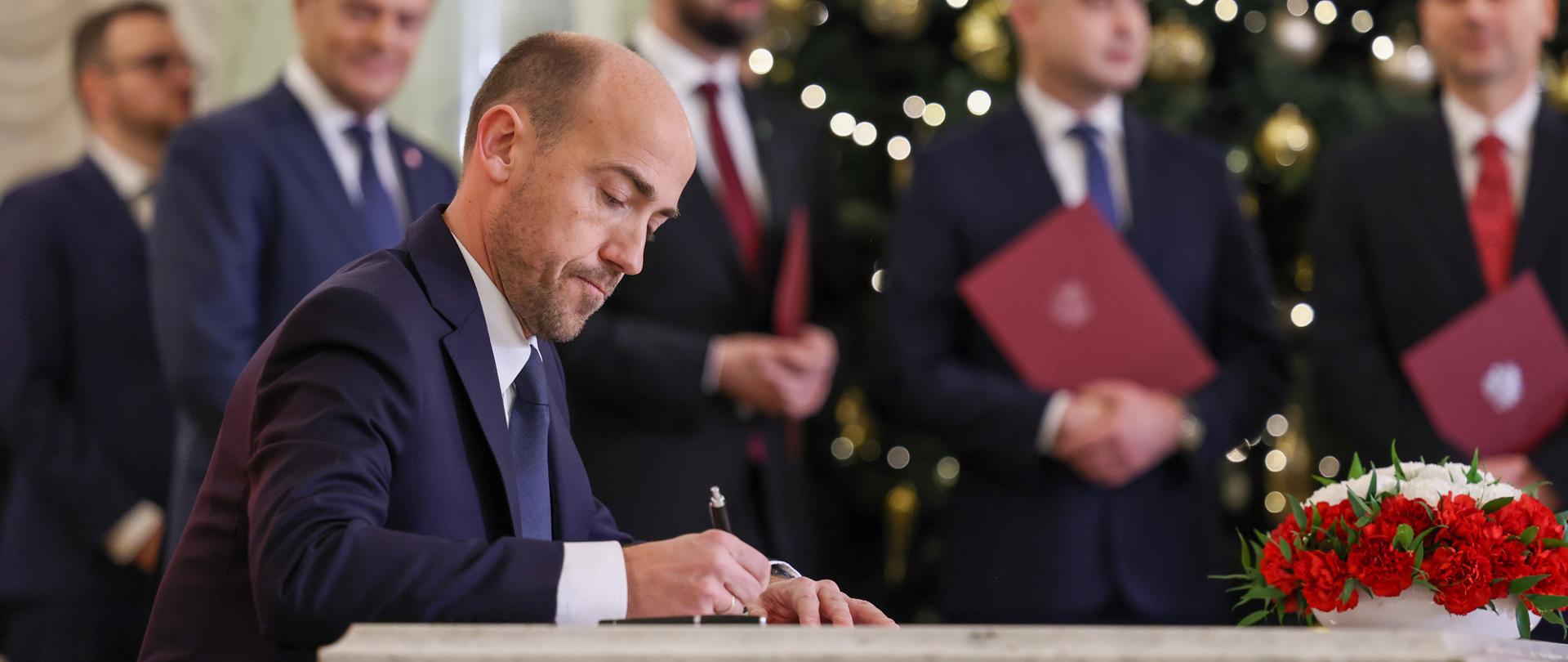 Borys Budka nowym ministrem aktywów państwowych - Ministerstwo Aktywów Państwowych - Portal Gov.pl