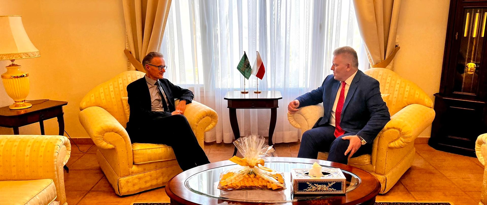 Spotkanie Ambasadora Polski z Ambasadorem Niemiec - Polska w Arabii Saudyjskiej - Portal Gov.pl
