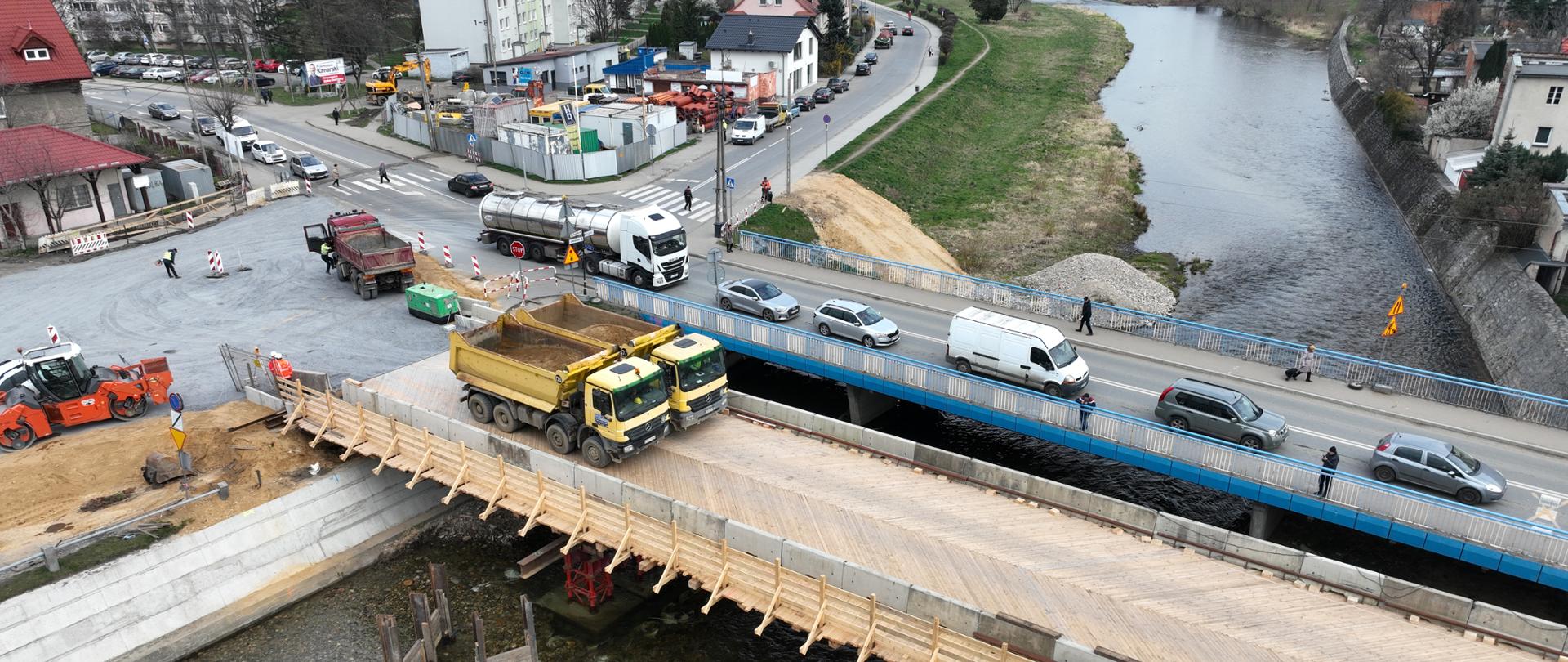 Sprawdziliśmy obciążenie mostu tymczasowego w Głuchołazach - Generalna Dyrekcja Dróg Krajowych i ...