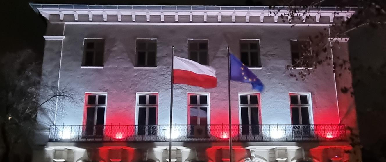 Illumination of the Polish Embassy on the occasion of National ...
