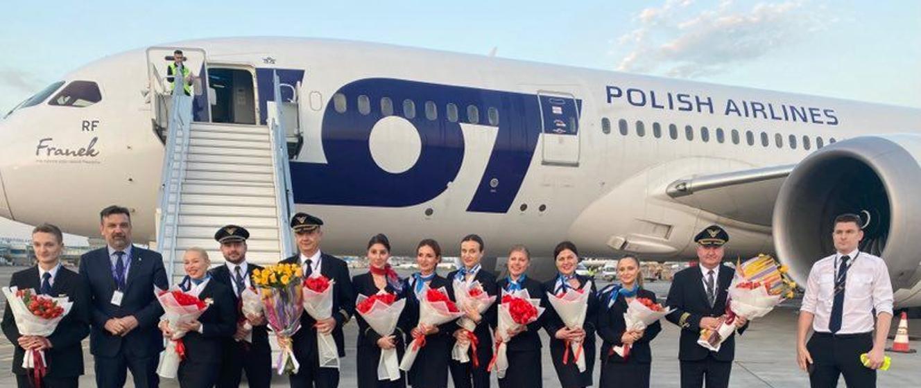 Pierwszy LOT na trasie Warszawa-Taszkent - Polska w Uzbekistanie - Portal Gov.pl