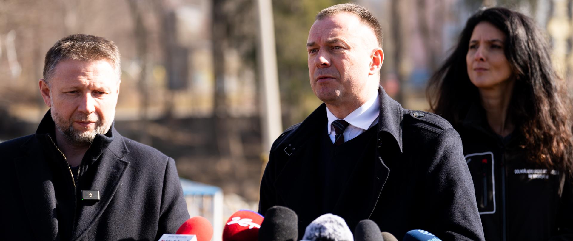 Pierwsze samorządy otrzymały decyzje o dofinansowaniu odbudowy obiektów sportowych od ...