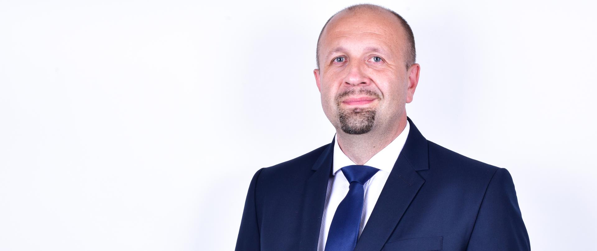 Robert Gajda – Zastępca Prezesa Zarządu - Narodowy Fundusz Ochrony ...