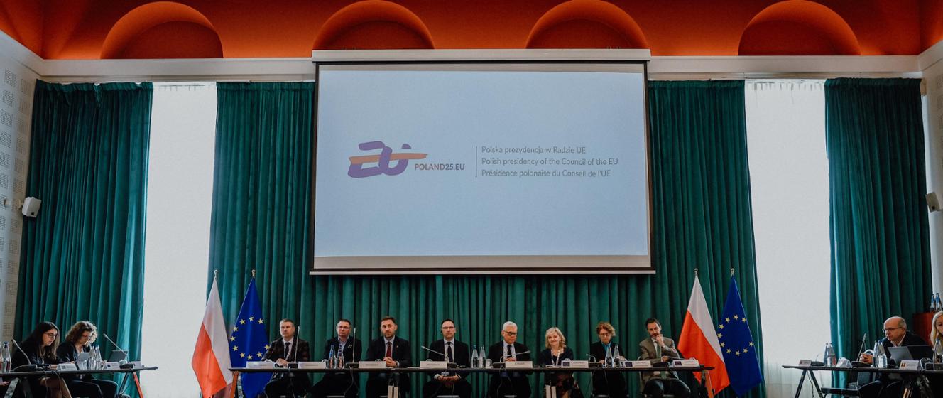 Wspólna odpowiedzialność i solidarność na rzecz bezpiecznej Europy ...