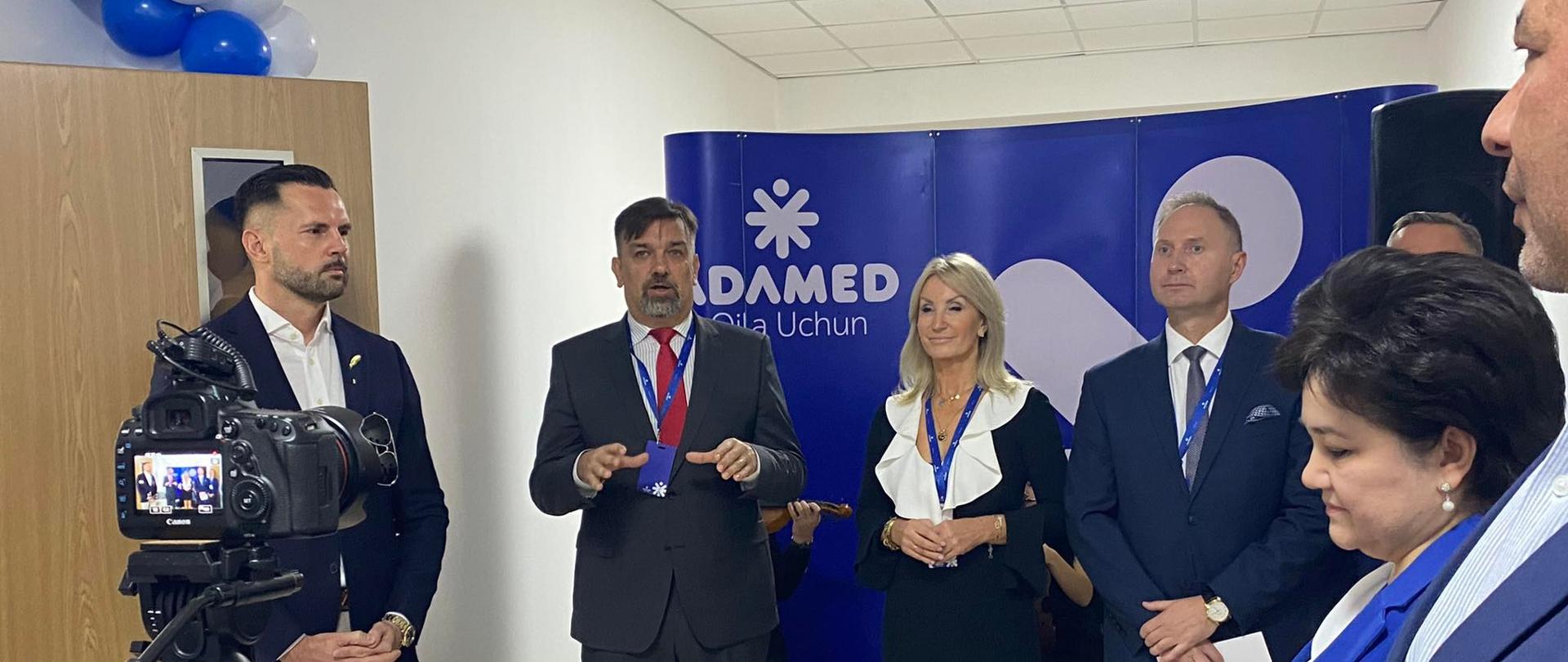 Ambasador Radosław Gruk wziął udział w otwarciu nowego biura w ...